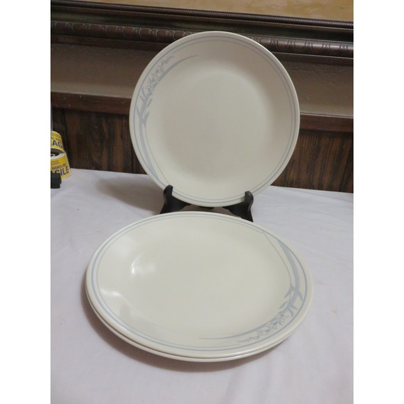 Dining | 3 Vintage Corelle Blue Lily Dinner Plates | Poshmark